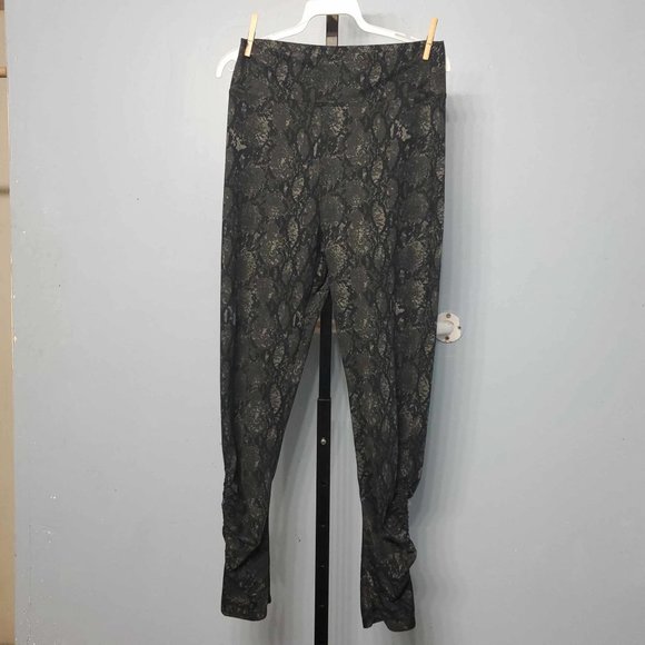 Socialite | Pants & Jumpsuits | Socialite Black Grey Python Snake ...